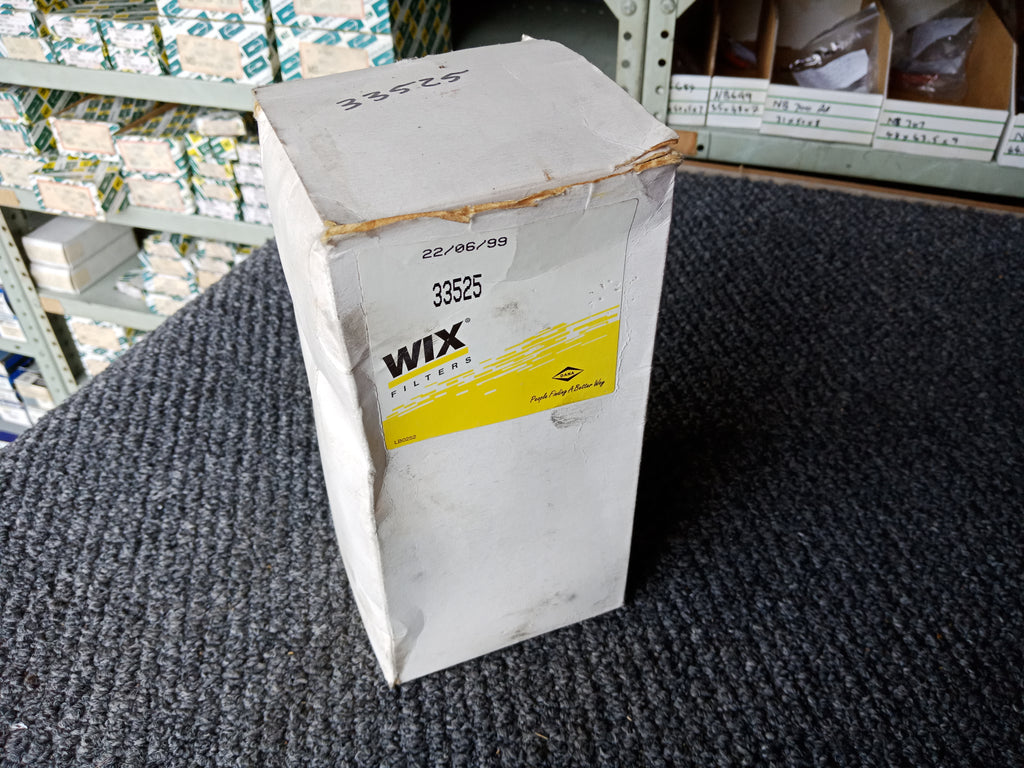 Hitachi Excavators. Mitsubishi Fuso Fighter. Fuel Filter – Nelson Merchants